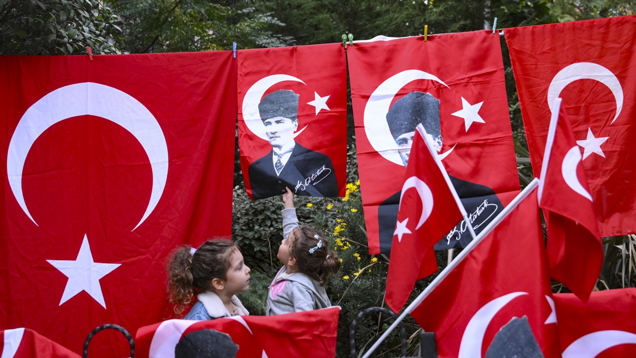 Türkiye Cumhuriyeti’nin 100. Yılı: Bir Yüzyılın Hikâyesi